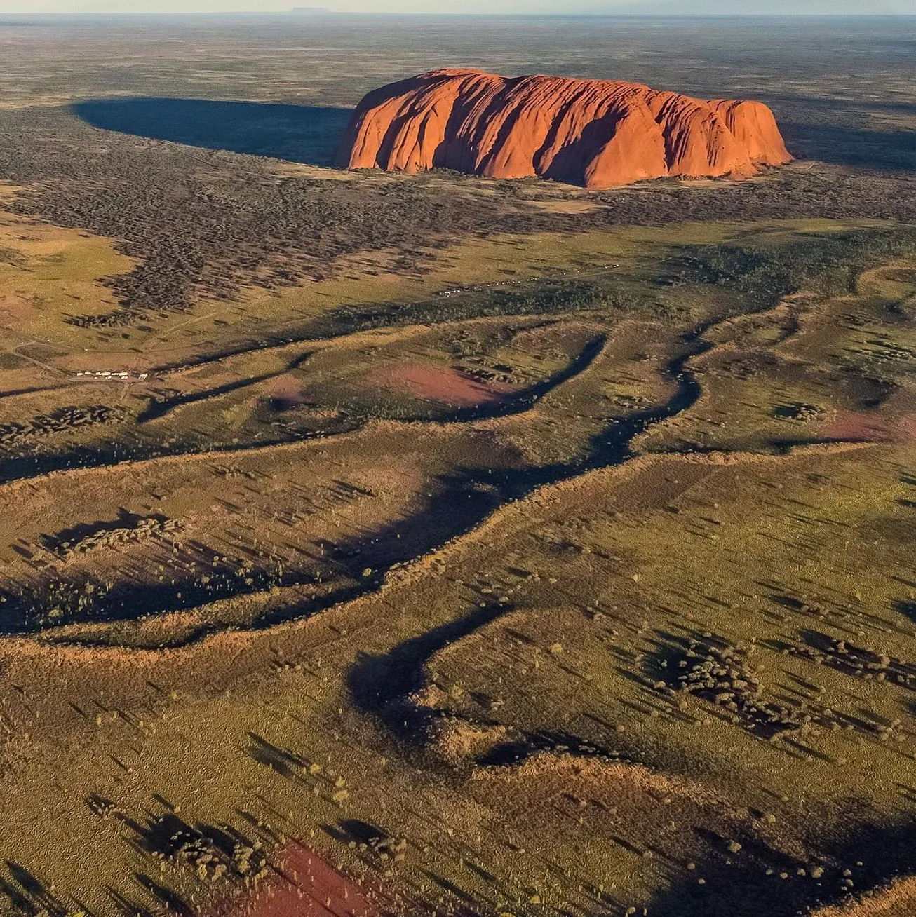 Are There Any Current Tour or Flight Deals to Uluru?